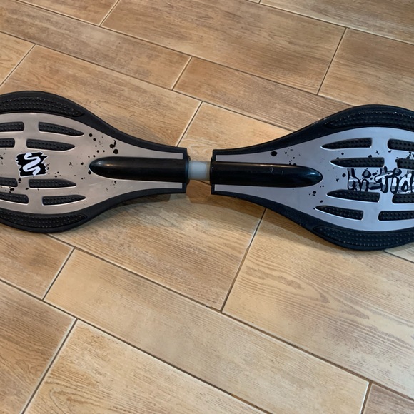 The wave | Other | 2 Wheel Skateboard | Poshmark